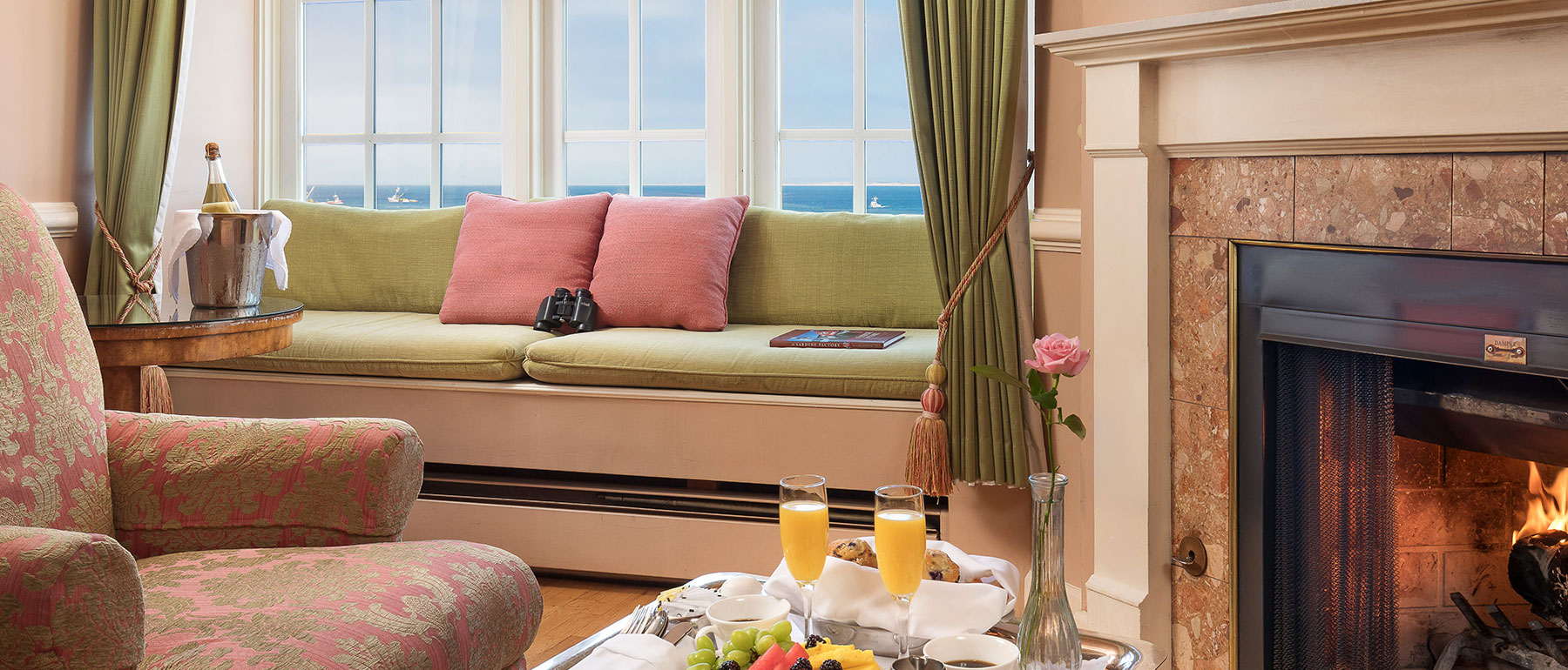 Spindrift Inn - Boutique Waterfront Hotel on Cannery Row, CA